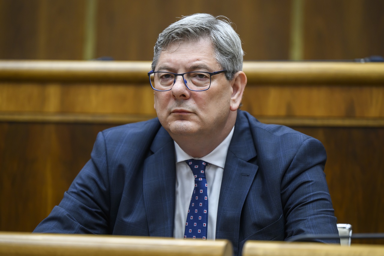 Minister Susko navrhuje odvolanie Klimenta z funkcie sudcu